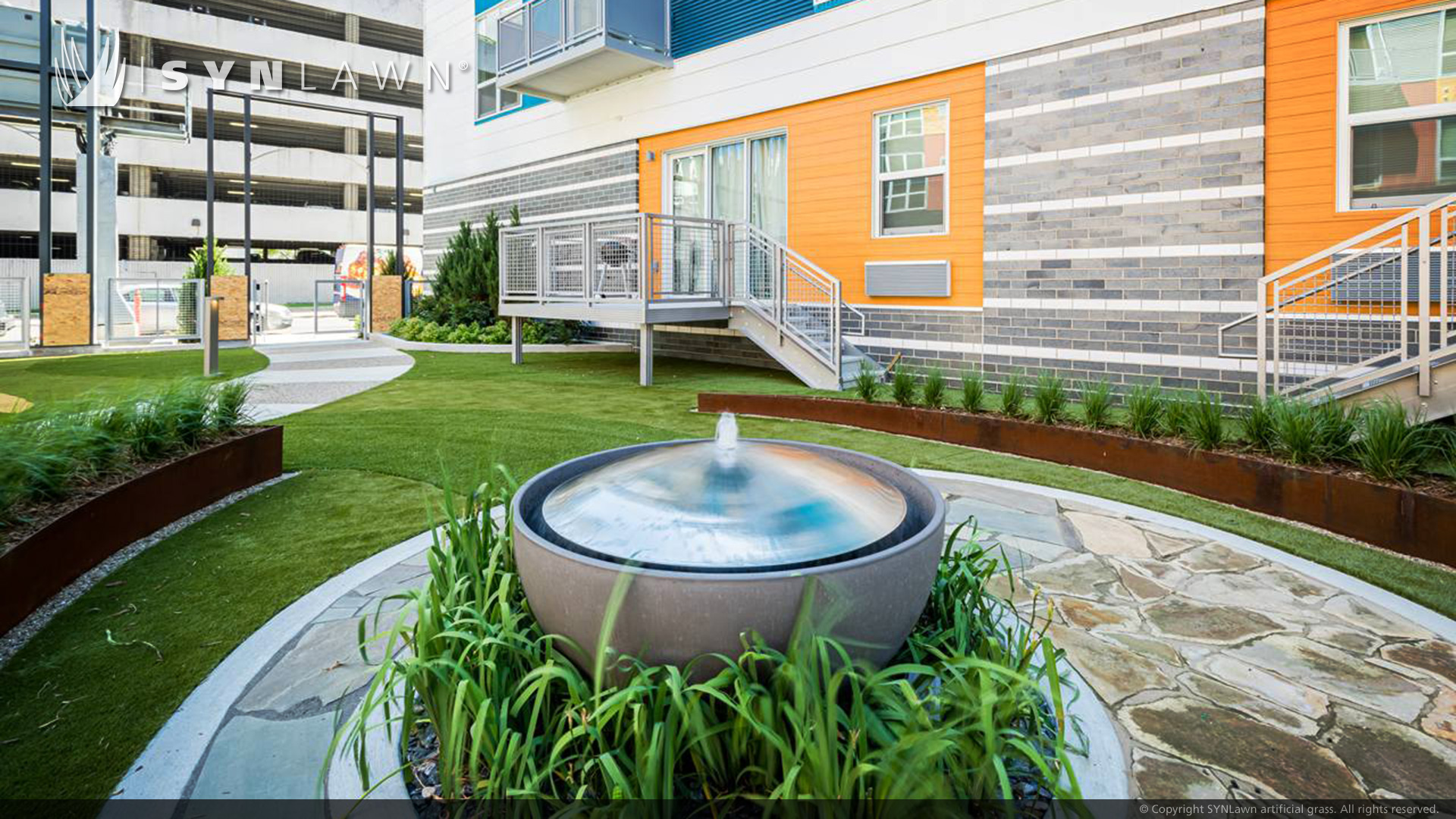 Outdoor Courtyard helps revitalize Detroit Apartment Complex | SYNLawn